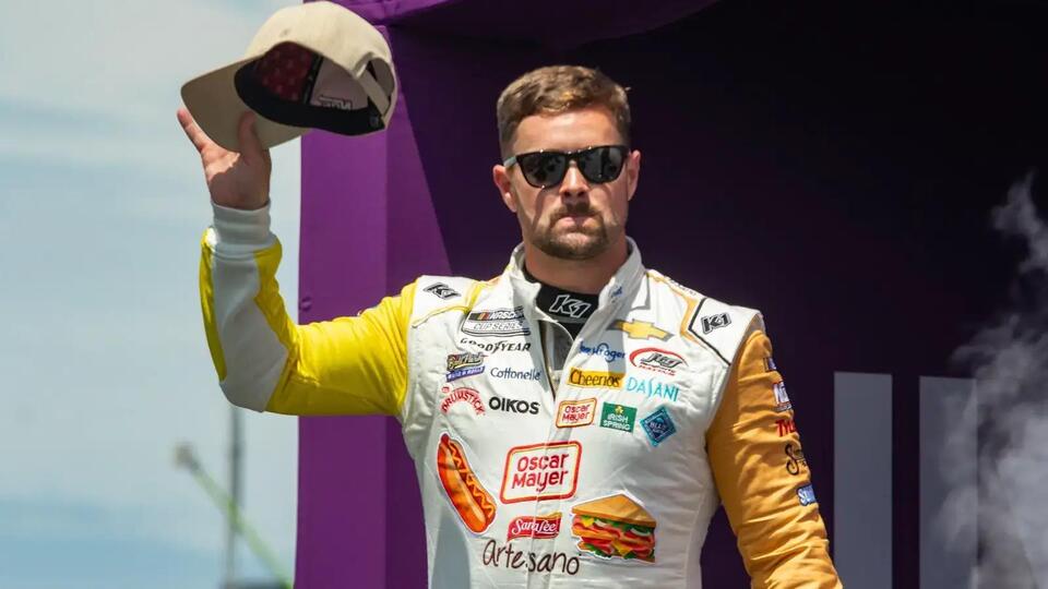 Ricky Stenhouse, Jr. and Wife Madyson Welcome First Child, Stetson ...