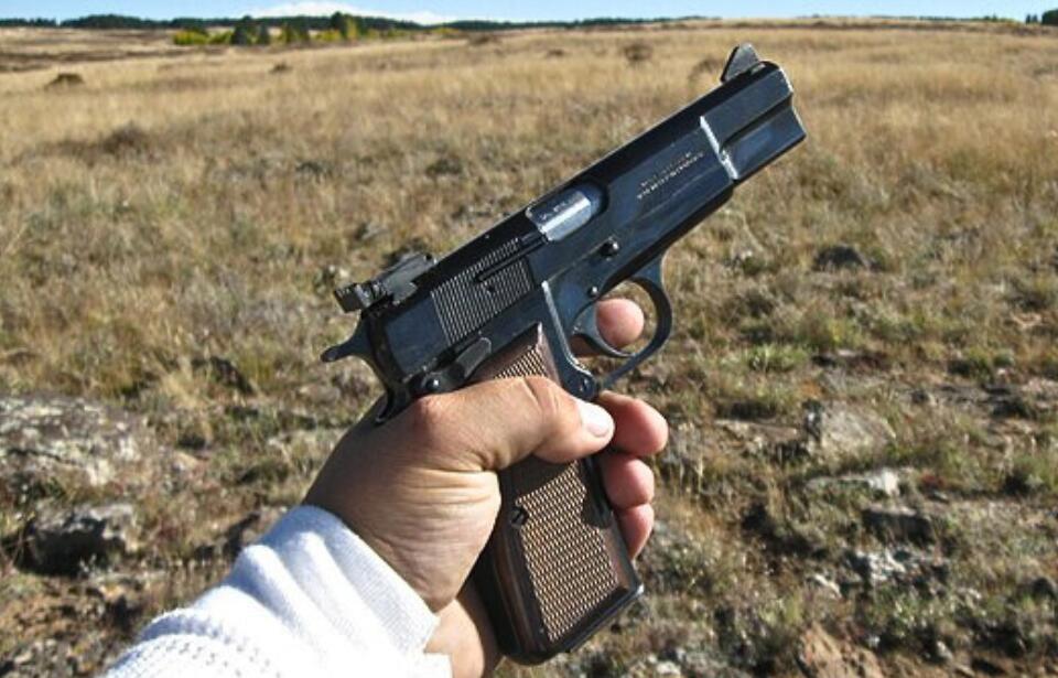 Browning Hi-Power: The WWII-era semi-automatic pistol the Canadian ...