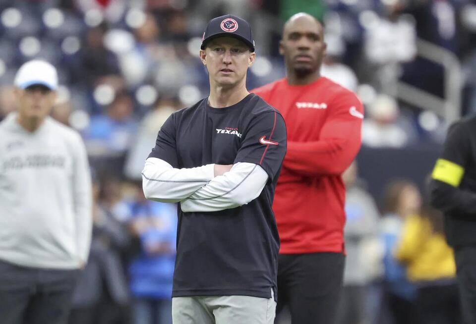 ‘Genius to Out of a Job’ — NFL Fans React to Texans Shockingly Firing ...