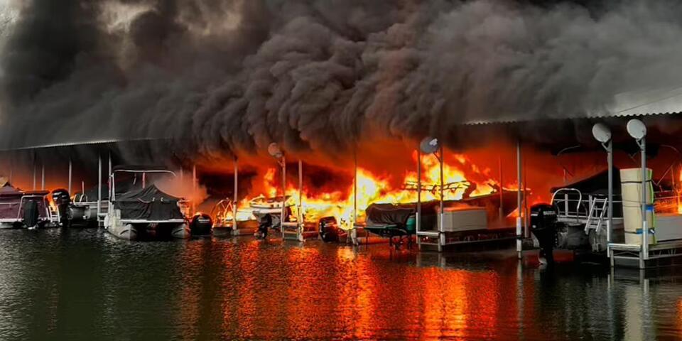More than a dozen vessels damaged after houseboat catches fire at Elm ...