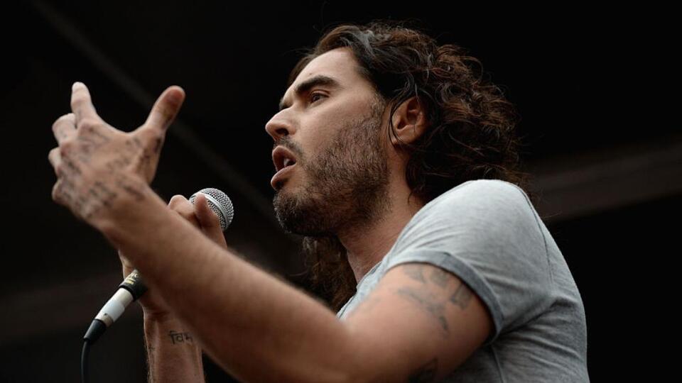 Russell Brand Shares Incredible Photo Captured During His Baptism In ...