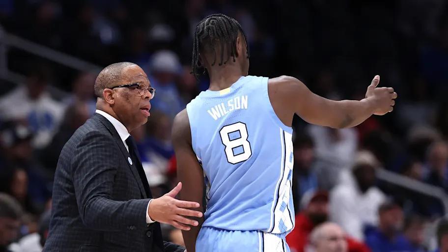 Caleb Wilson is tired of people blaming Hubert Davis for UNC's lapses ...