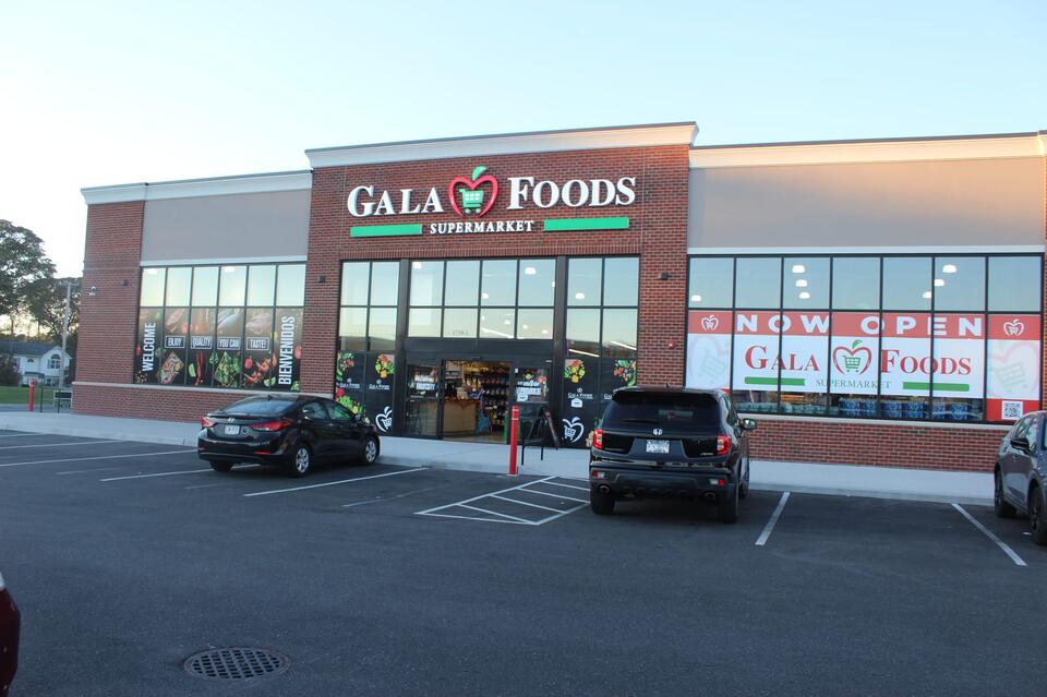 Gala Foods opens in Centereach, N.Y. - NewsBreak