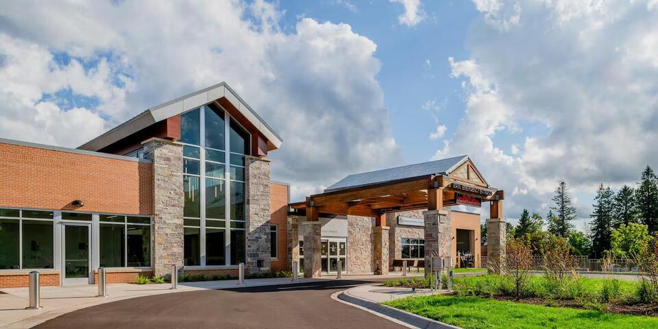 Marshfield Clinic celebrates grand opening of new hospital in Park ...