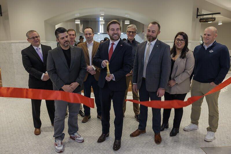 New Cafe Opens Inside Arkansas State Capitol - NewsBreak