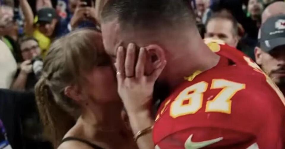 Tom Cruise Sparks Major New Plastic Surgery Worries As He Shows off ...