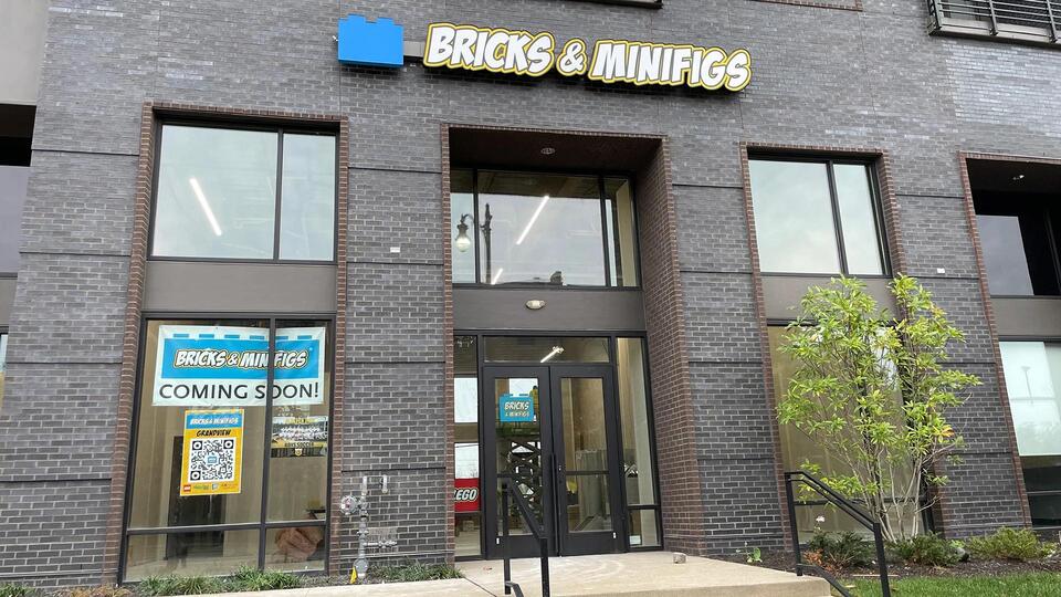 Bricks & Minifigs Coming to Grandview - NewsBreak