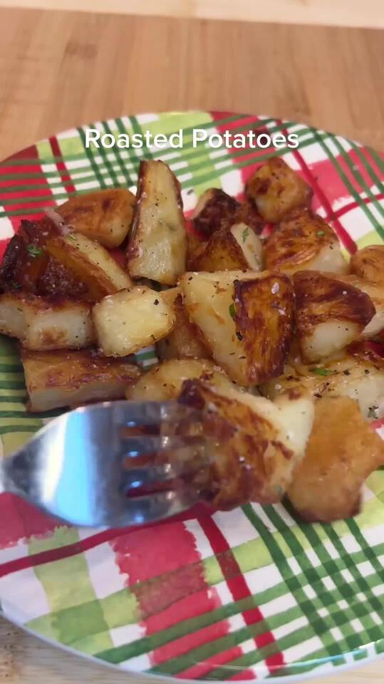 Roasted Potatoes One of the best ways to cook potatoes in my opinion ...