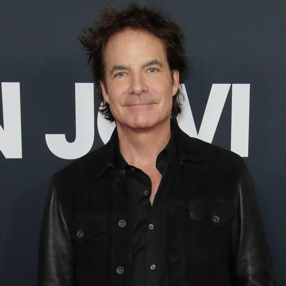 Train Singer Pat Monahan Proves Daughter Autumn Is All Grown Up in Rare ...