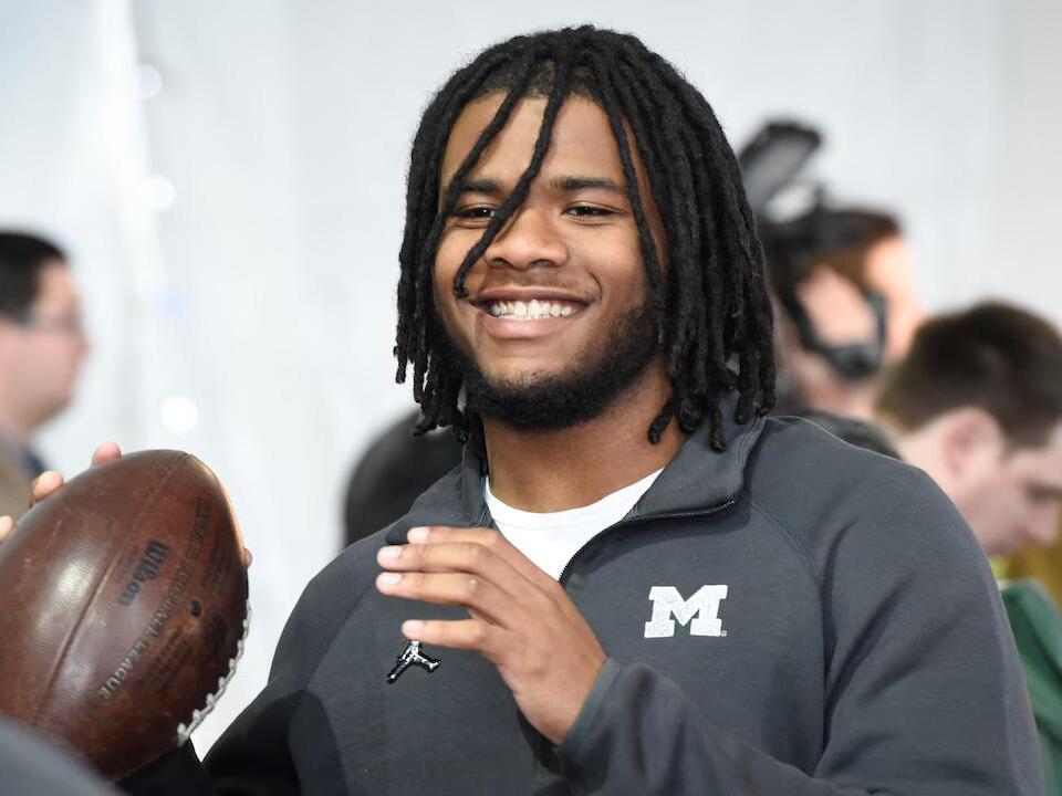 Former Michigan LB, 4-star recruit, transferring to Michigan State