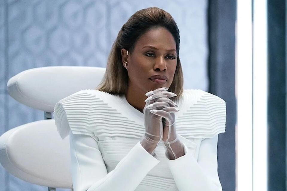 ‘Uglies’ Ending Explained: What Happens to Tally in Joey King’s New ...