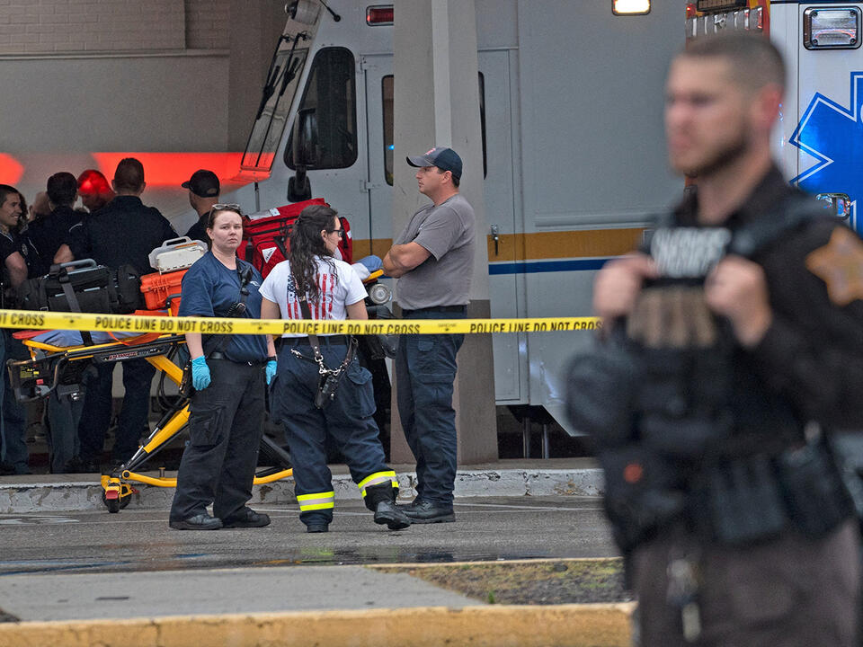 Jonathan Sapirman named as Greenwood Park Mall Indiana ‘shooter who ...