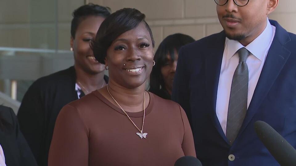 Crystal Mason, who faced years in prison after being convicted of ...