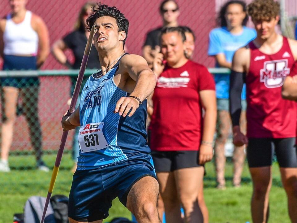 Men’s track fill podium in third-place finish UConn Northeast Challenge