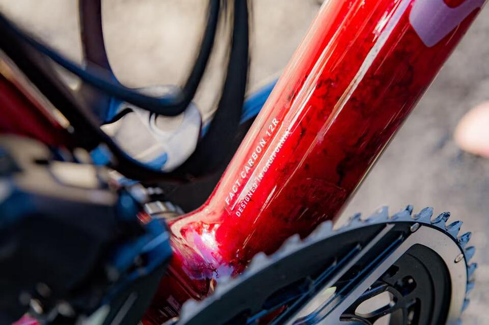 Specialized Aethos 2 Stuns as Lightest Frame Again. The Latest Features ...