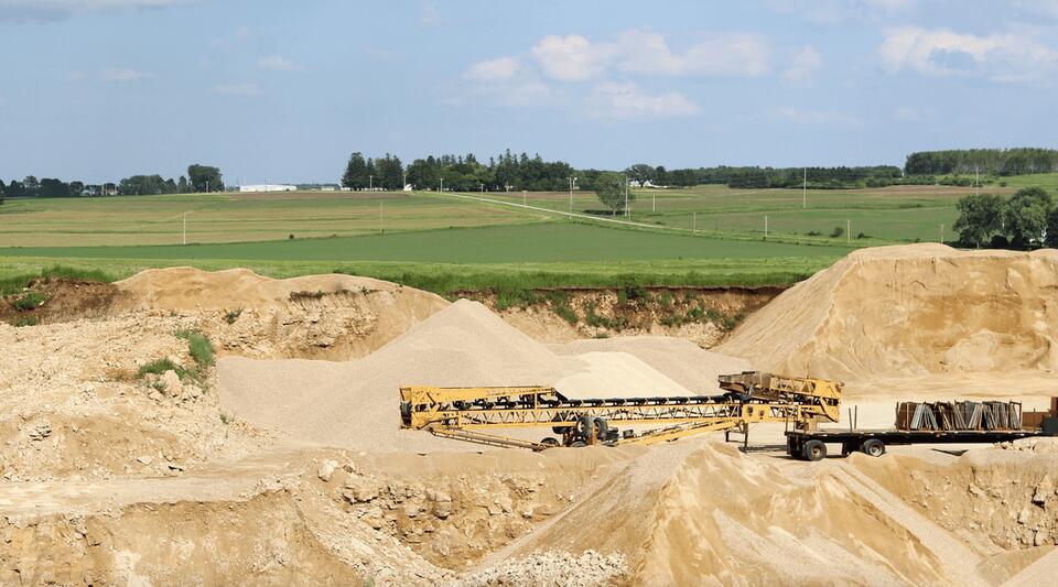 Court rules against proposed frac sand plant in Wisconsin - NewsBreak