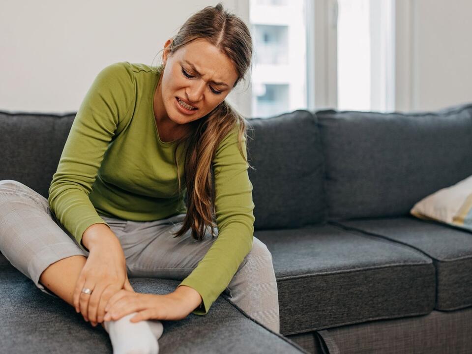 Sore feet after a long day? Try this quick stretch to flex and relax ...
