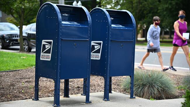 USPS Warns Not To Use Their Blue Mailboxes - NewsBreak