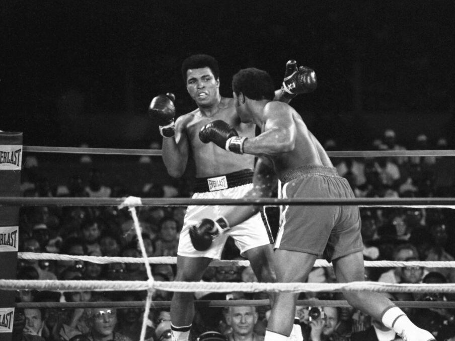 24 Iconic Sports Moments That Defined the 1960s & 1970s