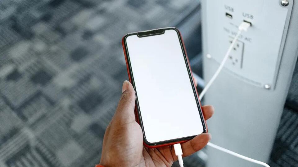 Juice Jacking Scam Targets Phone Chargers—Here’s How to Protect ...