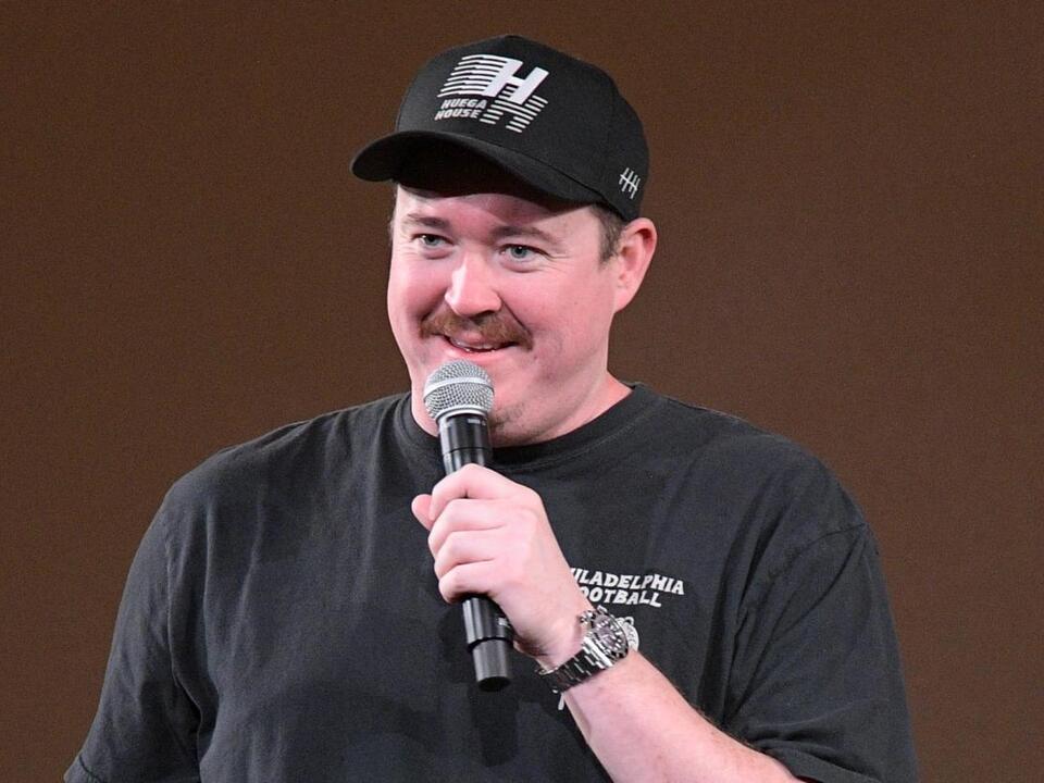 Asian Americans call on Shane Gillis to apologize for past racial slurs ...