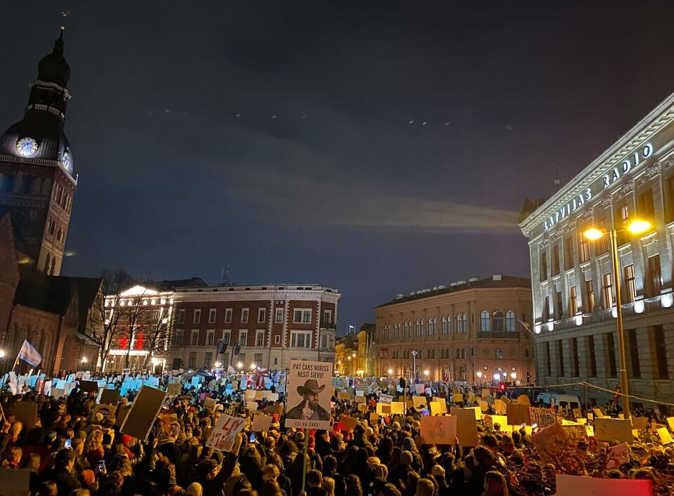 Thousands protest in Riga over withdrawal from Istanbul Convention ...