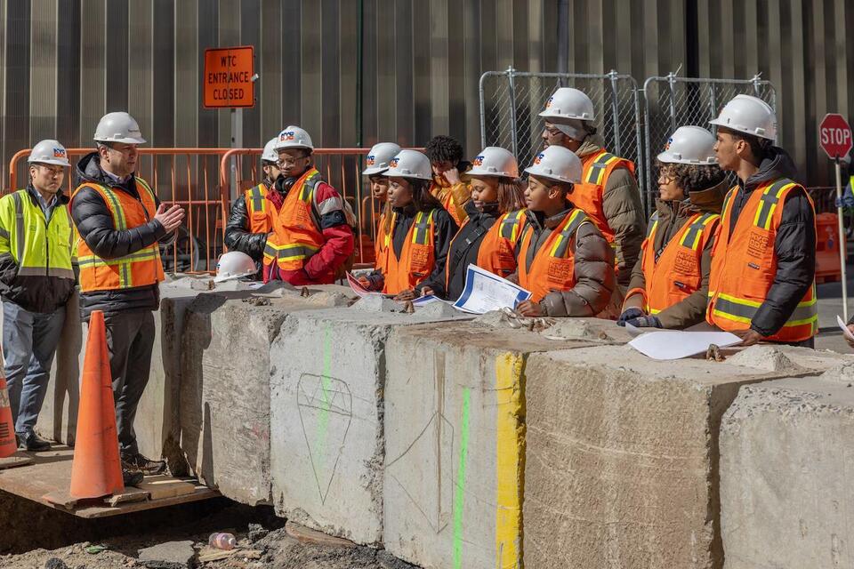 Staten Island students given tour of major NYC infrastructure project ...
