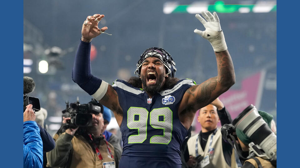 'Good Morning Iowa' reacts to Super Bowl matchup - NewsBreak