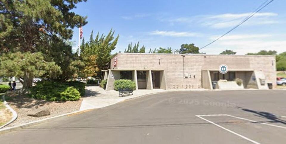 Police Respond to Deceased Man at Prosser Library - NewsBreak