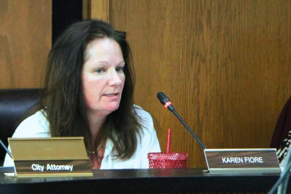 Archer reappoints Hope as mayor, hires Barber as city manager - NewsBreak