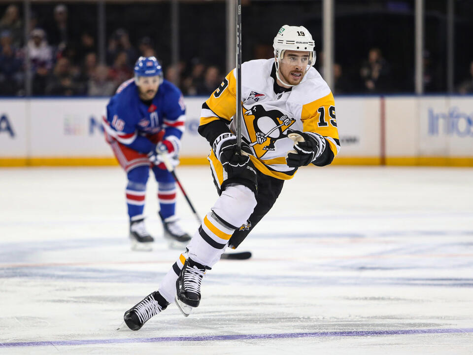 Rangers Trade For Reilly Smith From Penguins