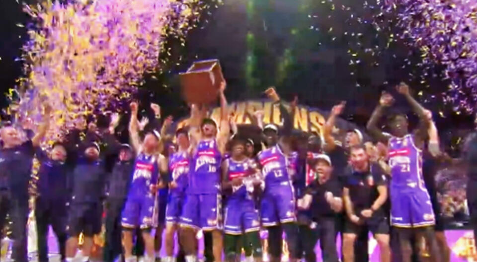NBL Championship Ceremony Takes Wild Turn After Trophy Breaks Mid ...