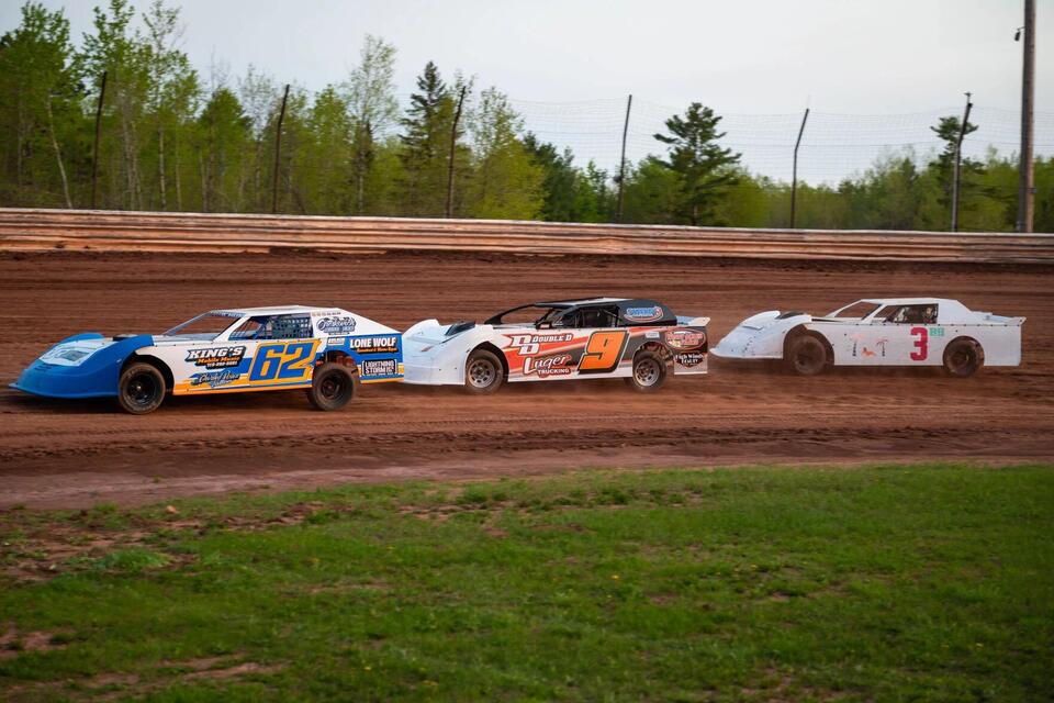 Racing in earnest - NewsBreak