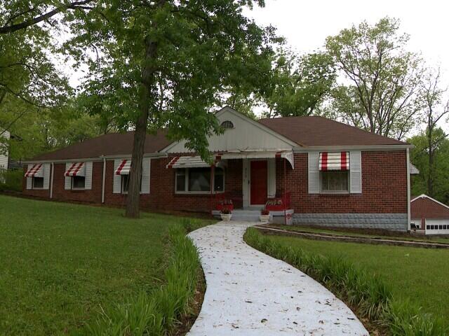 You can stay at the home of country music legend Hank Snow through ...