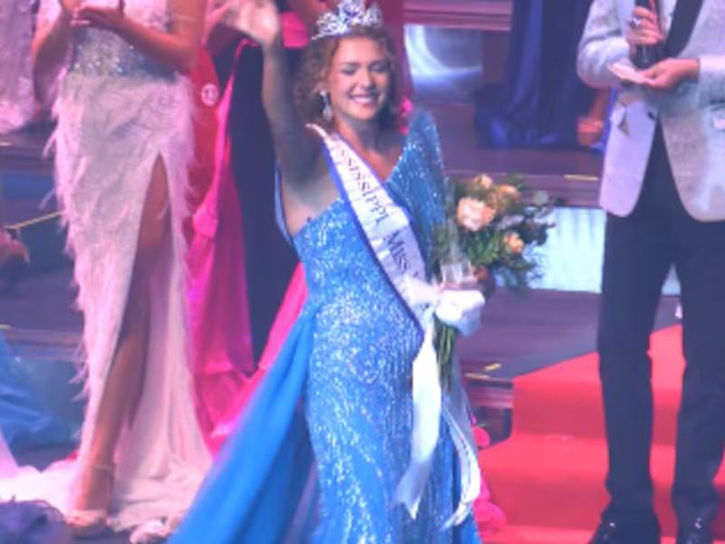 Chloe Grace Weeks crowned Miss Hospitality Saturday night