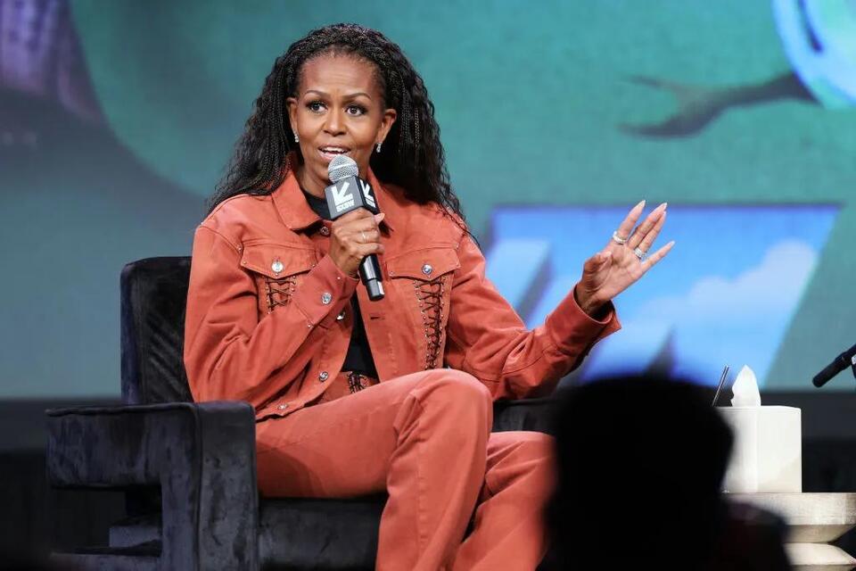 Our Forever FLOTUS Michelle Obama Stepped Out For ‘The Boy Is Mine ...