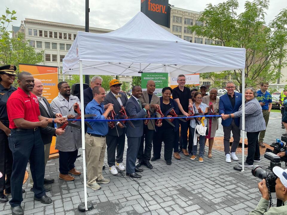 Milwaukee city leaders unveil Vel R. Phillips Plaza