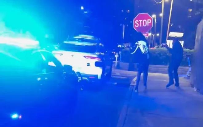 Police Sirens Weren't Enough—Waymo Robotaxi Traps Atlanta Patrol Car ...