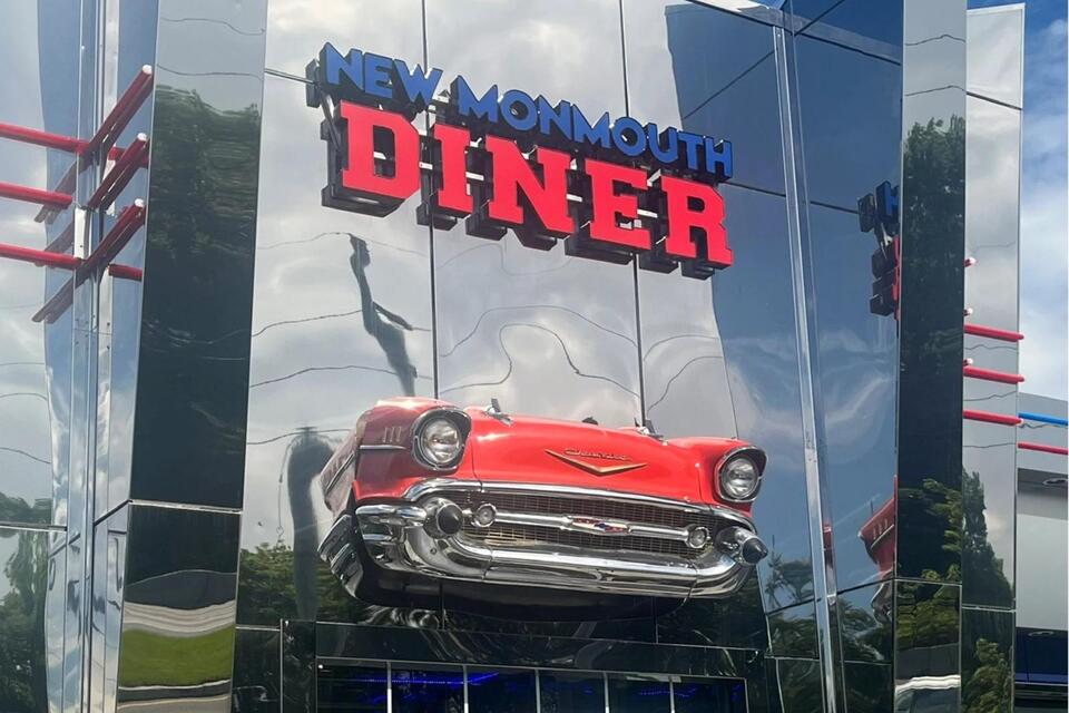 Explore the flavors of Middletown, NJ's New Monmouth Diner, a local ...