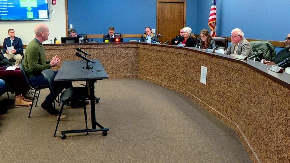 'It is definitely a story': Black Mountain mayor says amid town manager ...