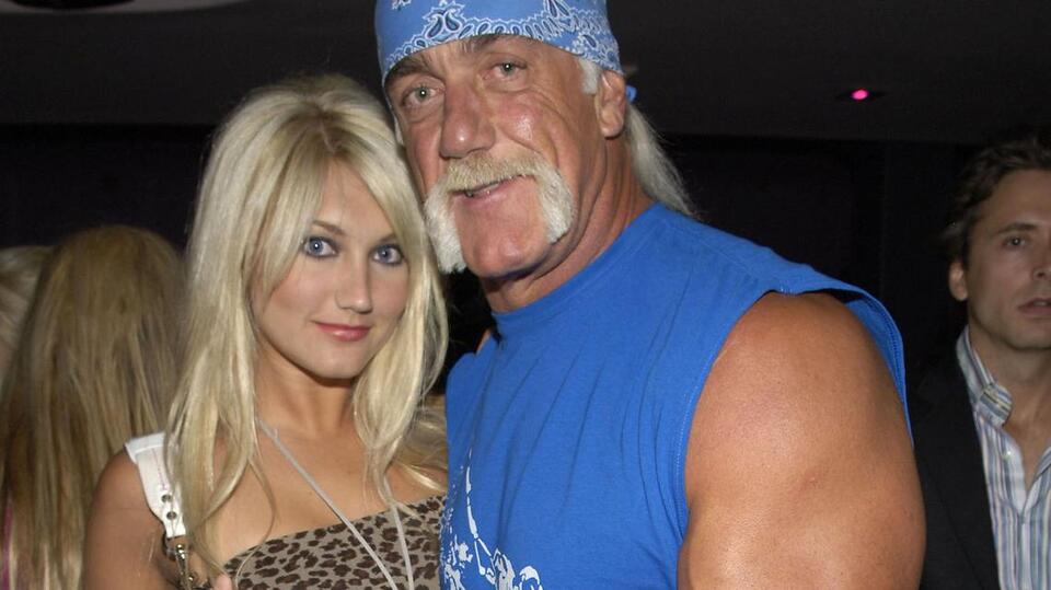 Why Brooke Hogan Is Living in a Hotel After Dad Hulk Hogan's Death ...