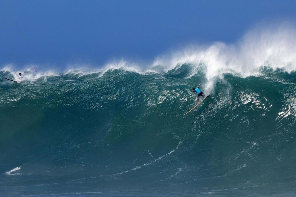 ‘Unforgettable surfing spectacle’: The Eddie opening ceremony marks ...