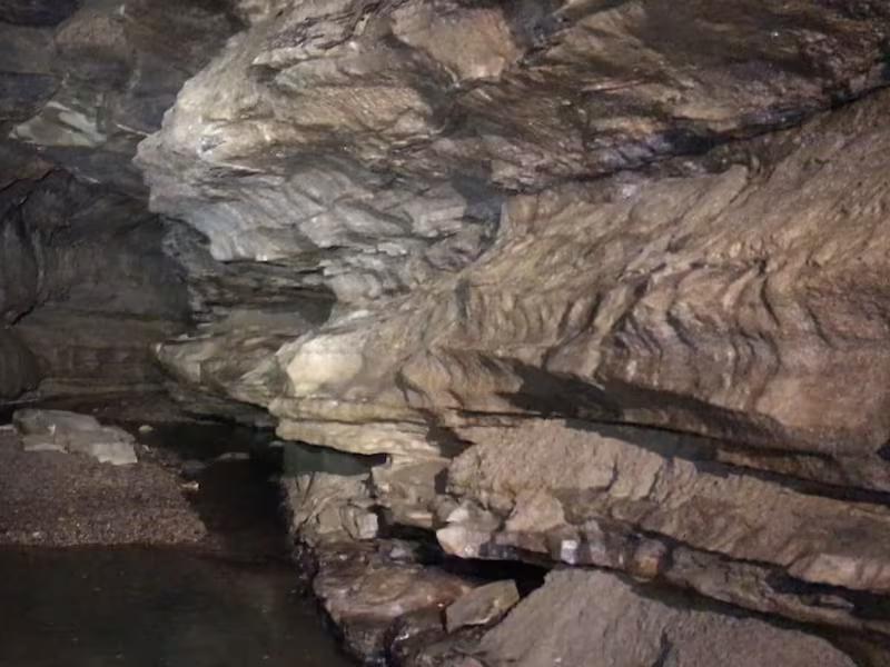 Rescue crews descend several thousand feet to rescue 2 adults lost in ...