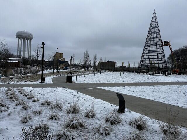 Gatton Park preparing for Winter Village and tree lighting ceremony ...