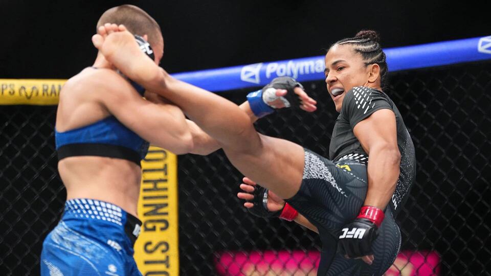 Natalia Silva overcomes stiff challenge from Rose Namajunas, move ...