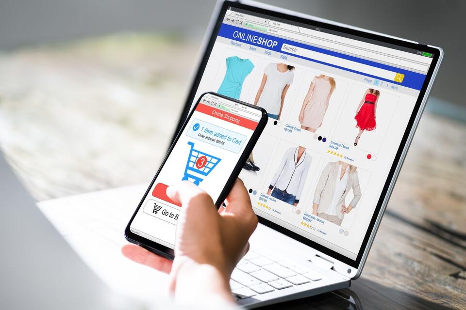 How To Stay Safe From Online Shopping Scams This Black Friday - NewsBreak