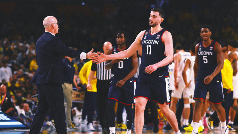 UConn Coach Dan Hurley on Alex Karaban: 'This Guy Changed My Life ...