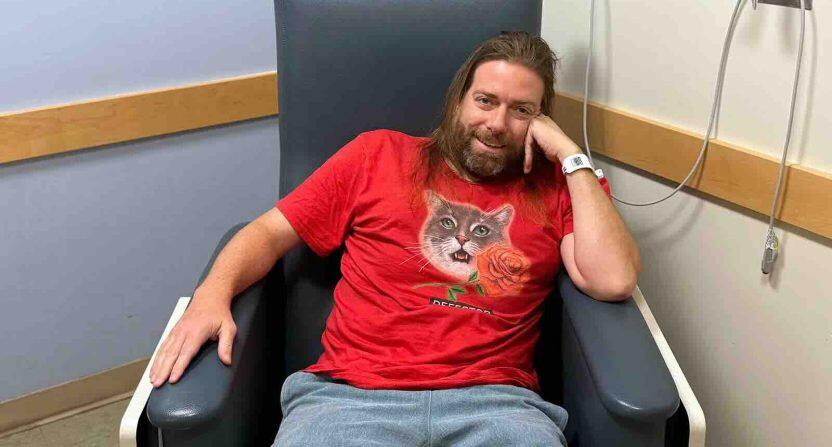 Tributes pour in for Deadspin, Defector editor Dan McQuade, dead at 43 ...