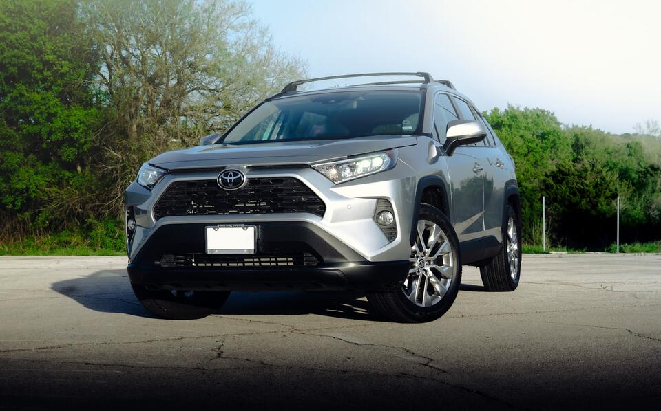The 5 Hybrid SUVs Delivering the Best Real-World Fuel Economy Right Now ...