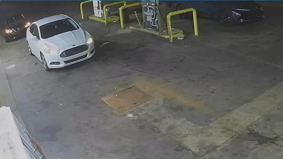 Mobile Co. deputies seek five after fatal MLK Ave. gas station shooting ...